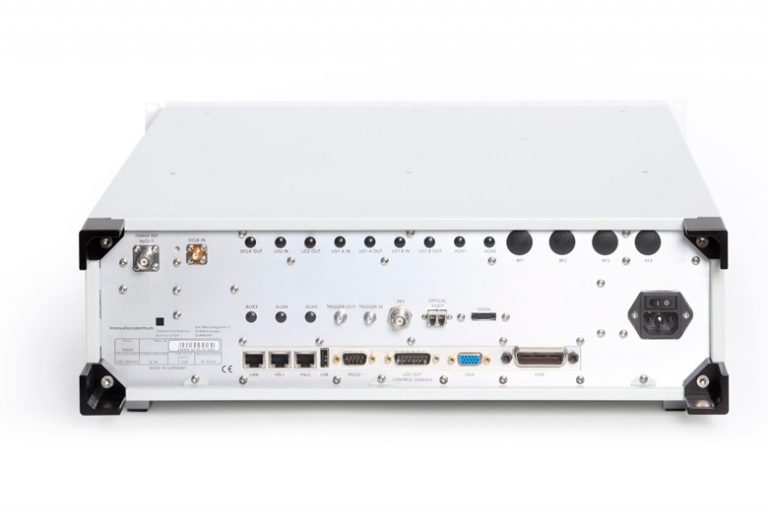 IZT R4000 spectrum receiver back view - PPM Systems